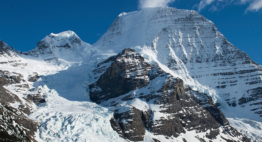 Mont Robson, explorez le plus haut sommet des montagnes Canadiennes