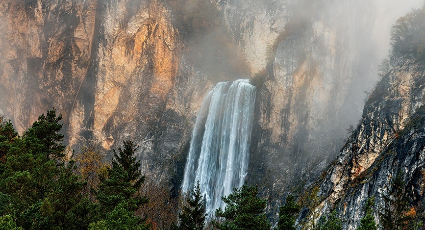 Se rendre à la cascade de Boka